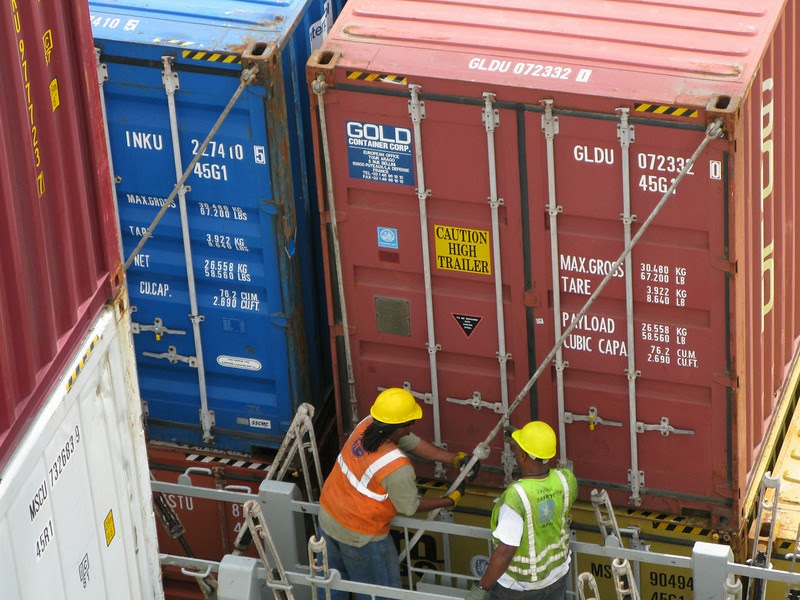 Insurers Remain the Experts on Shipping Container Stowage