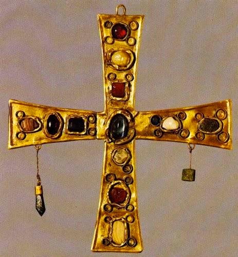 Cruces patadas o cruz paté