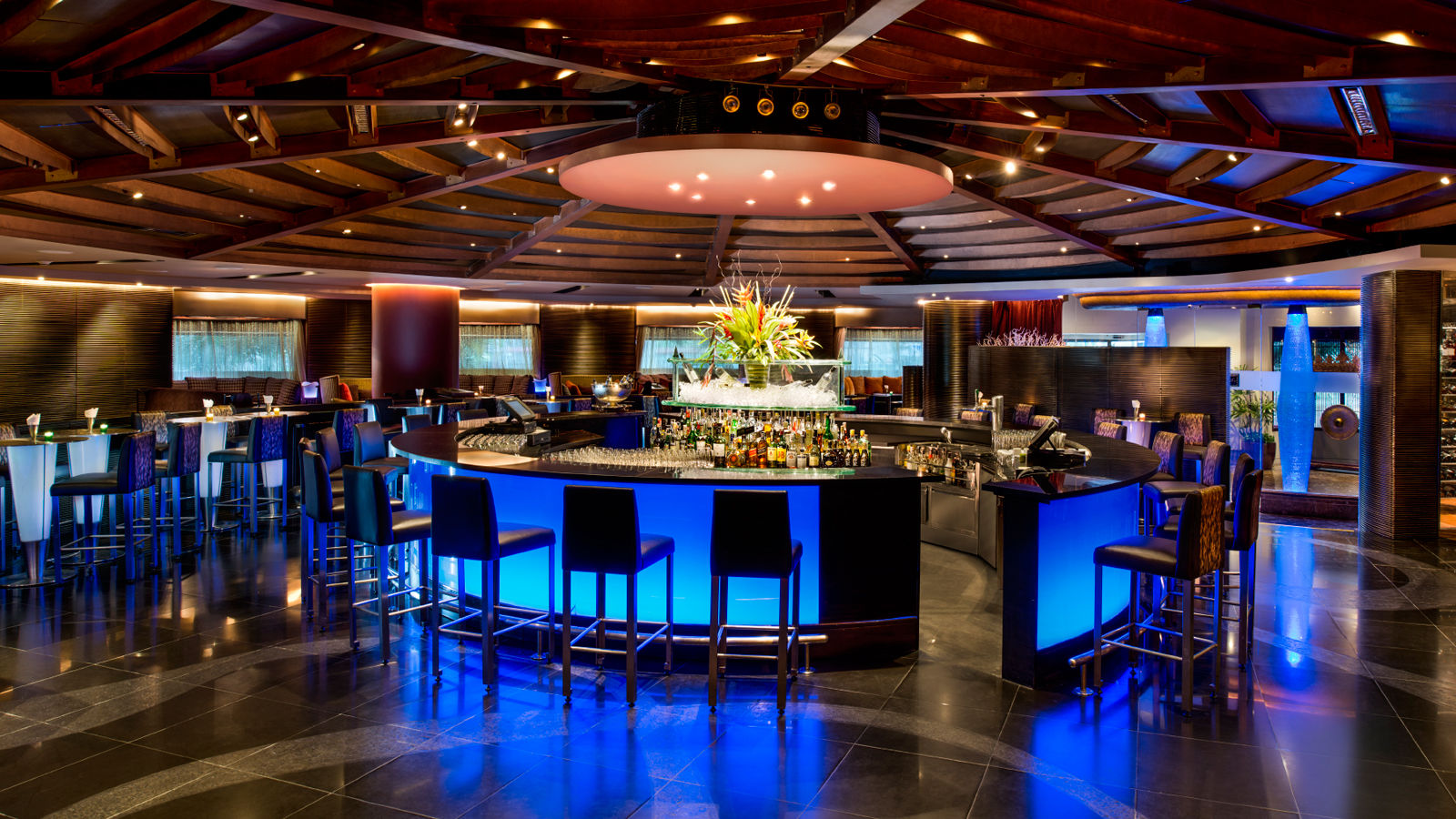 曼谷20间著名夜店，要你越夜越狂野！