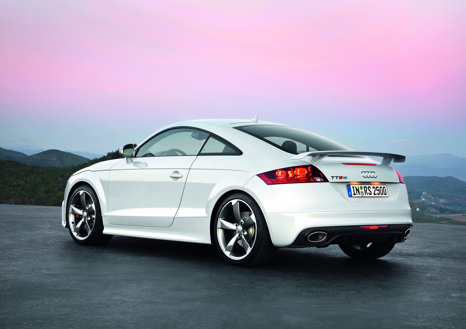 Sport Cars: Audi TT RS Coupe hd Wallpapers 2010