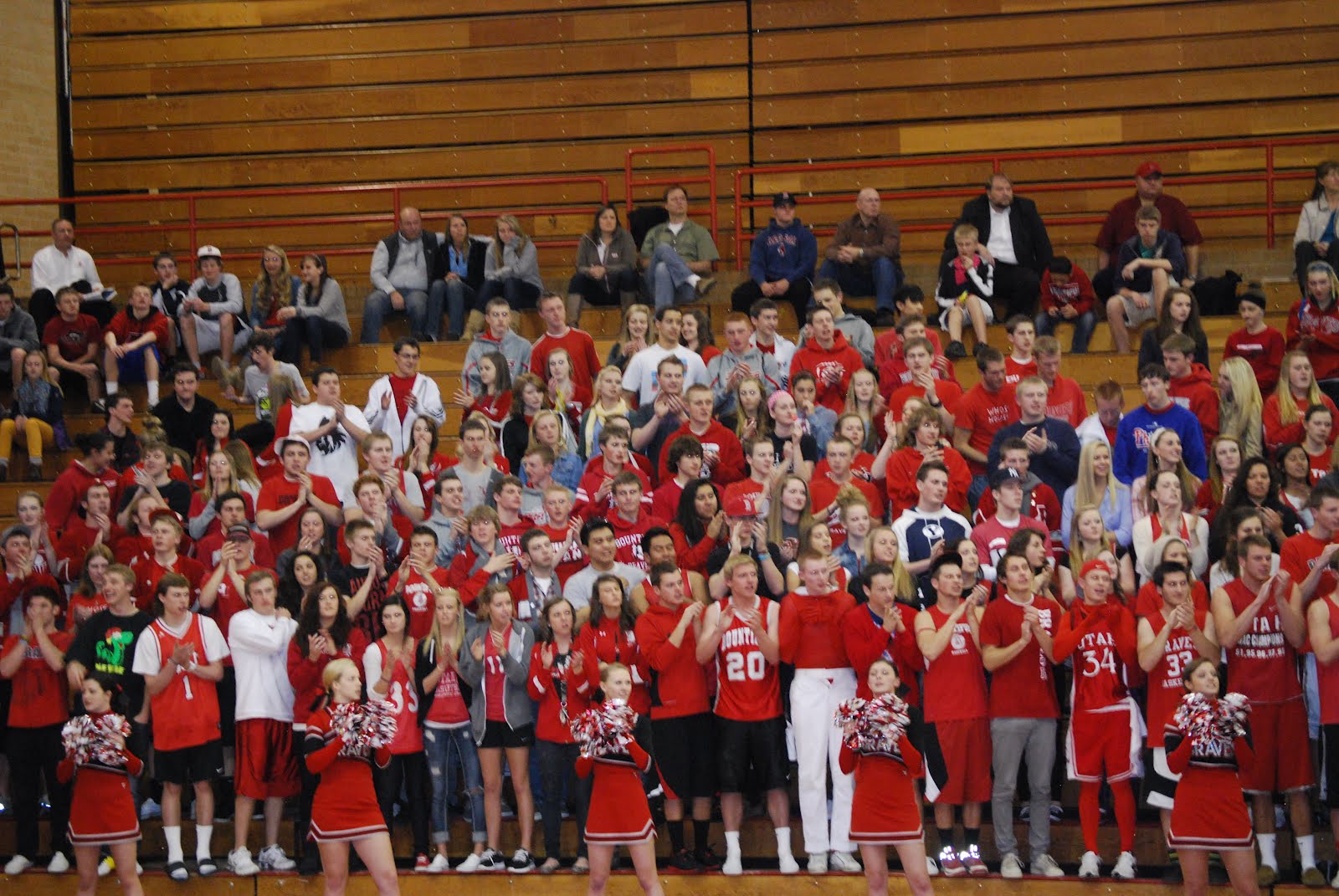 Brownie Mom: Bountiful Braves Verses the Highland Rams - Senior Night