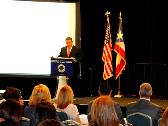 JORGE A. SANTINI, ALCALDE de SAN JUAN: Santini destaca logros de las ...