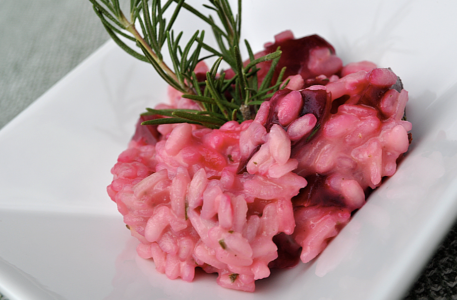 The (ex)Expatriate's Kitchen: Pretty in Pink: Beet Risotto