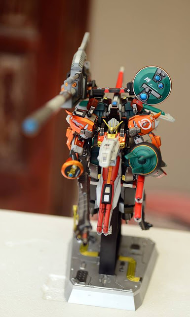 Gundam Family: 1/144 Deep Striker Custom Build