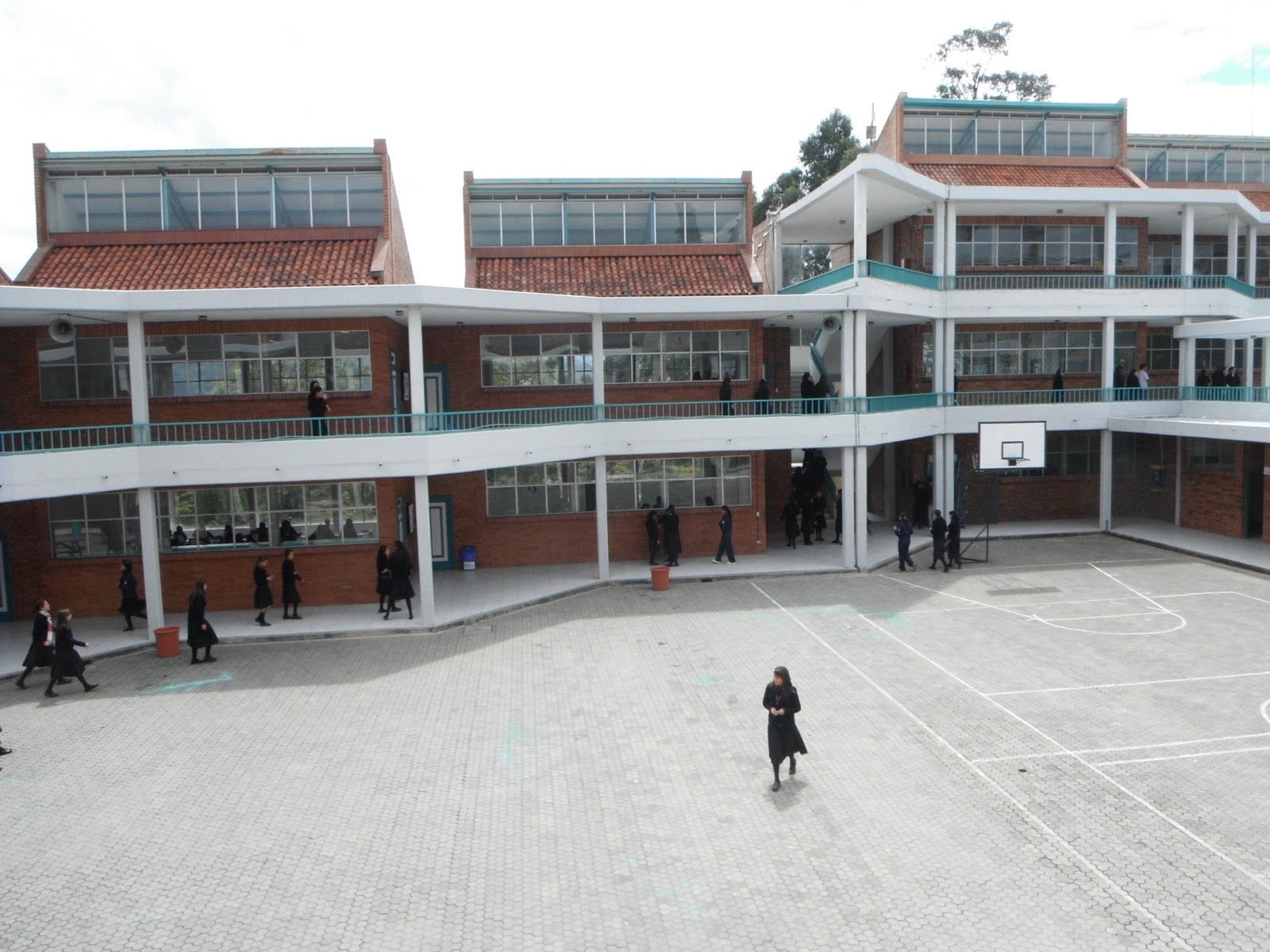 Everything Ecuador: Mi primero dia de Escuela!