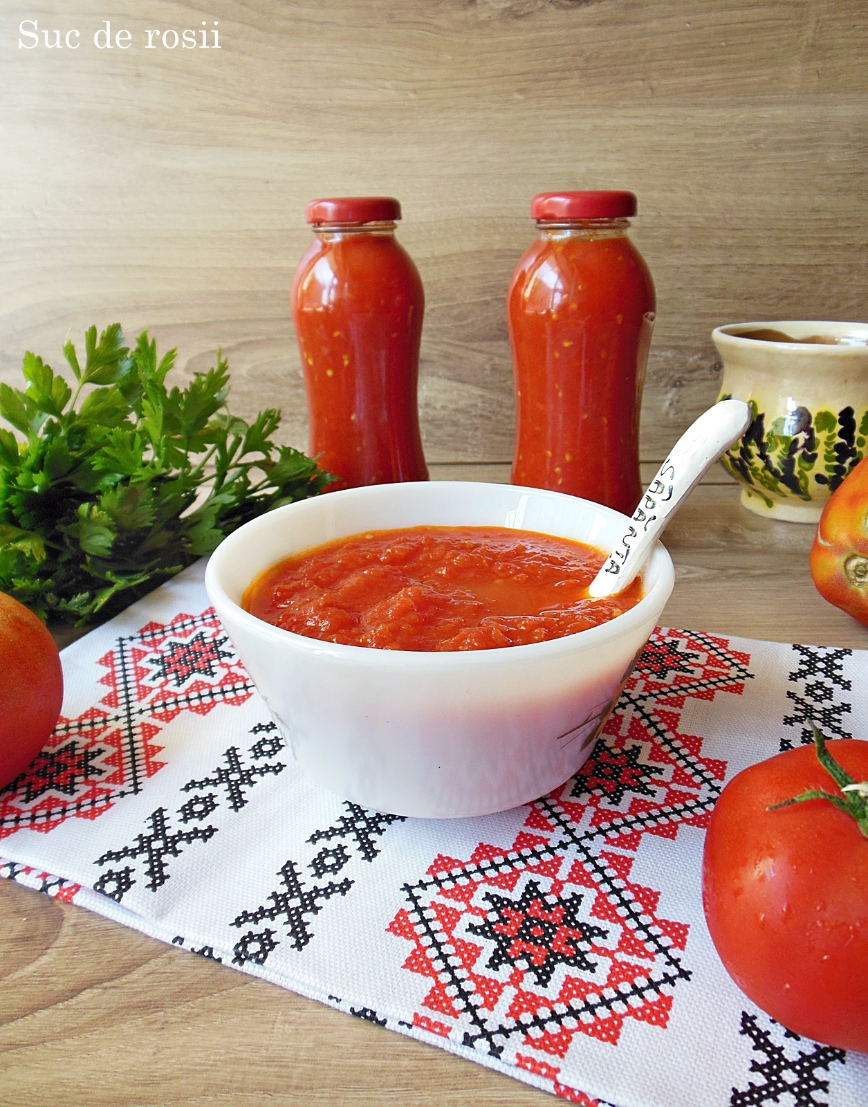 Rocsy in bucatarie: Suc de rosii