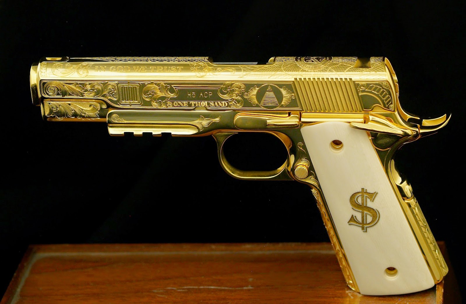 Louis Vuitton Gun Skin | Paul Smith