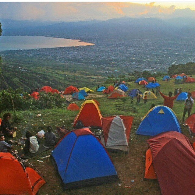 Paralayang Matantimali - UNIKPALU.com