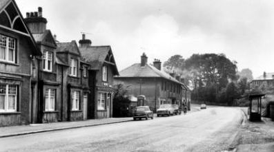 Tour Scotland: Old Photographs Milton Bridge Scotland