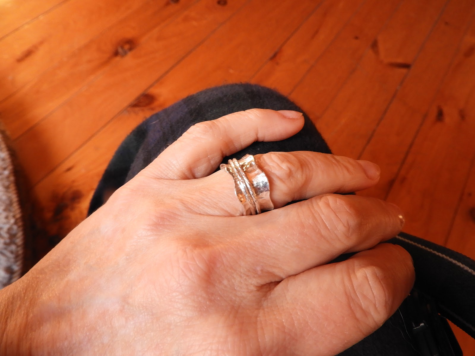 Canadian Needle Nana: Spinner Rings, Finishes, Domestic Minutiae