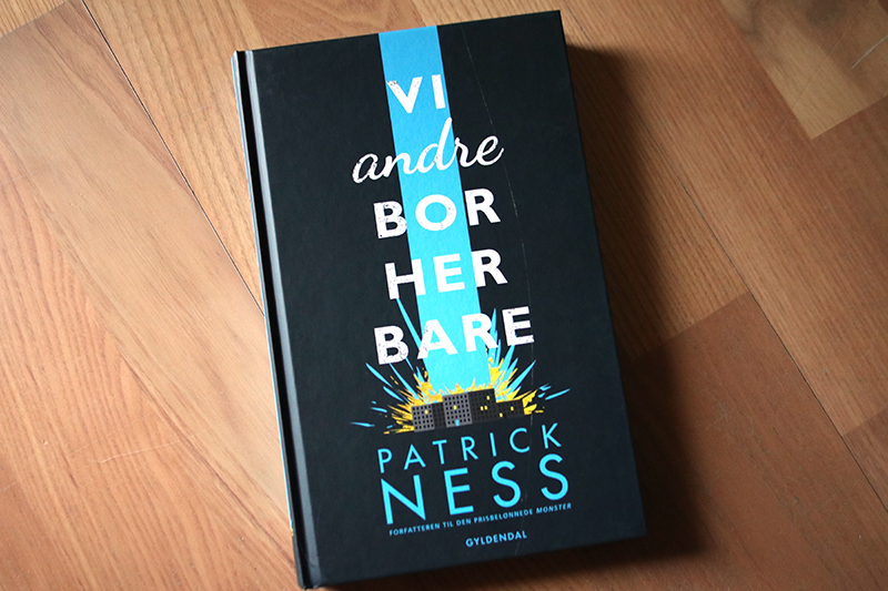 Vi andre bor her bare | Skrivepulten