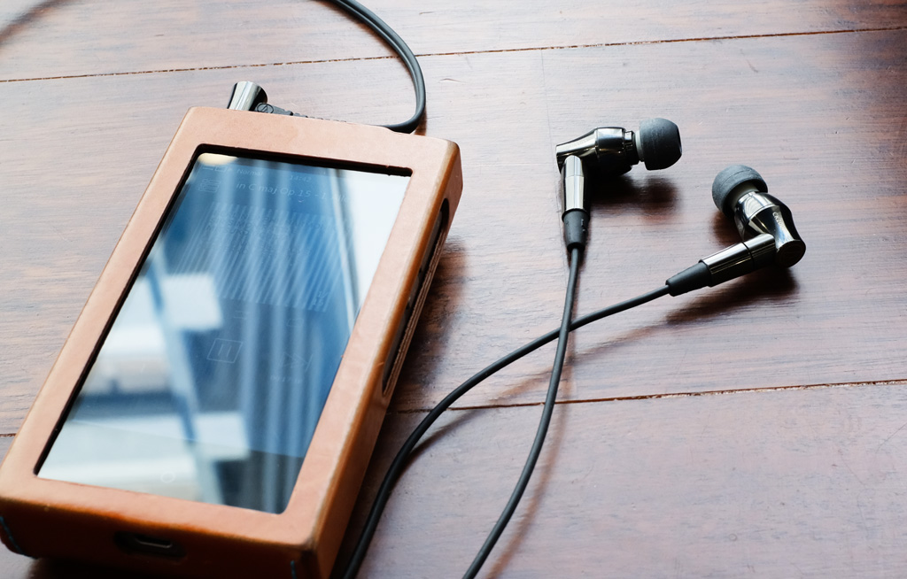 Sandal Audio: オーディオテクニカ ATH-AP2000Ti ATH-CK2000Ti ATH-CM2000Ti の試聴レビュー