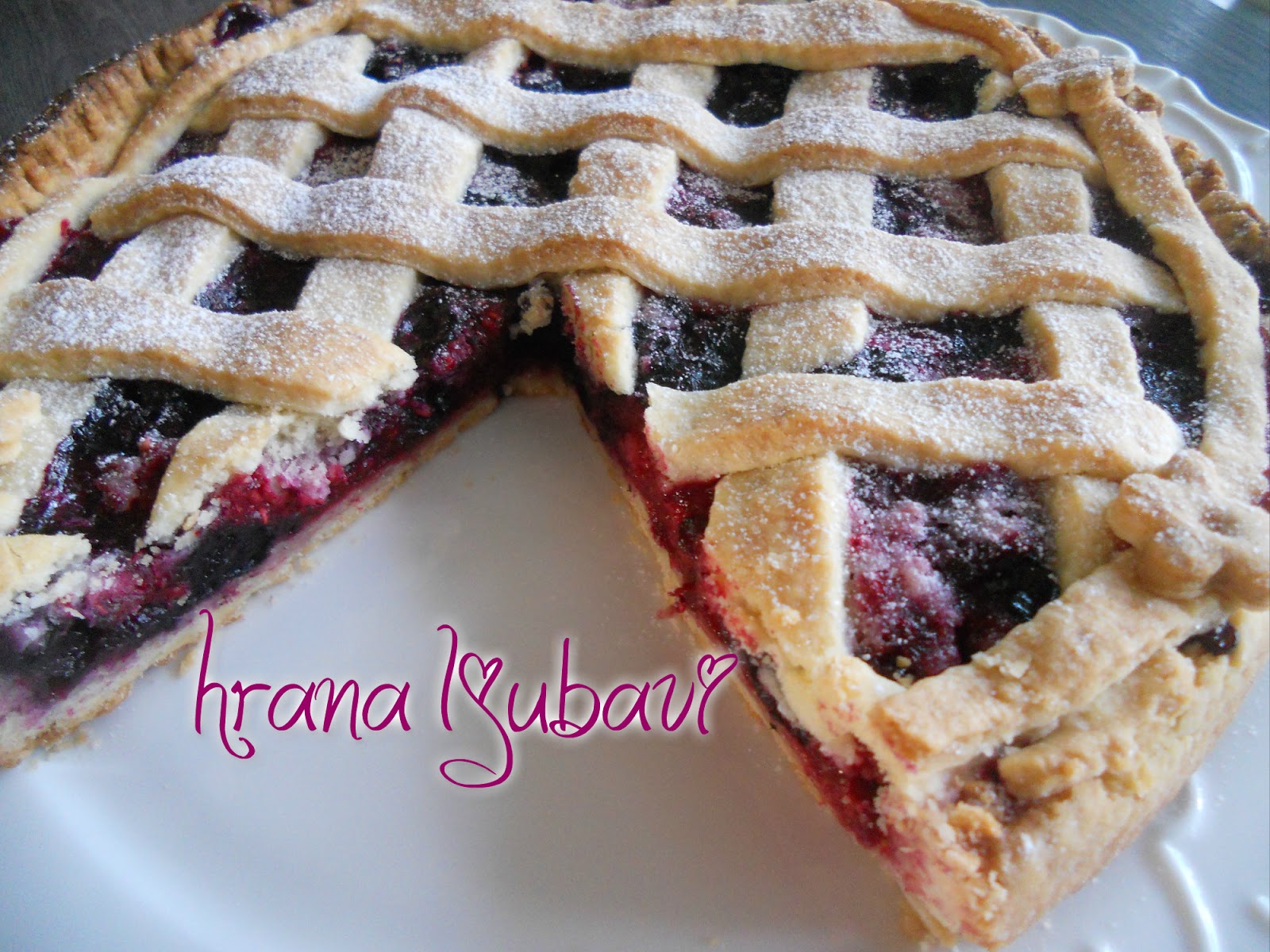 Hrana ljubavi: Blueberry and raspberry pie - Pita od borovnica i malina