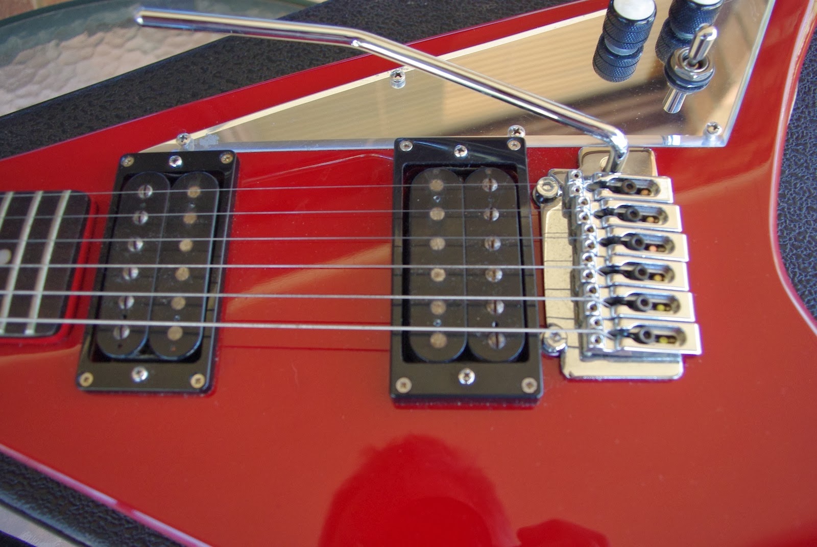 Daion Guitars Down Under: Amazing Daion Performer "Flying V"