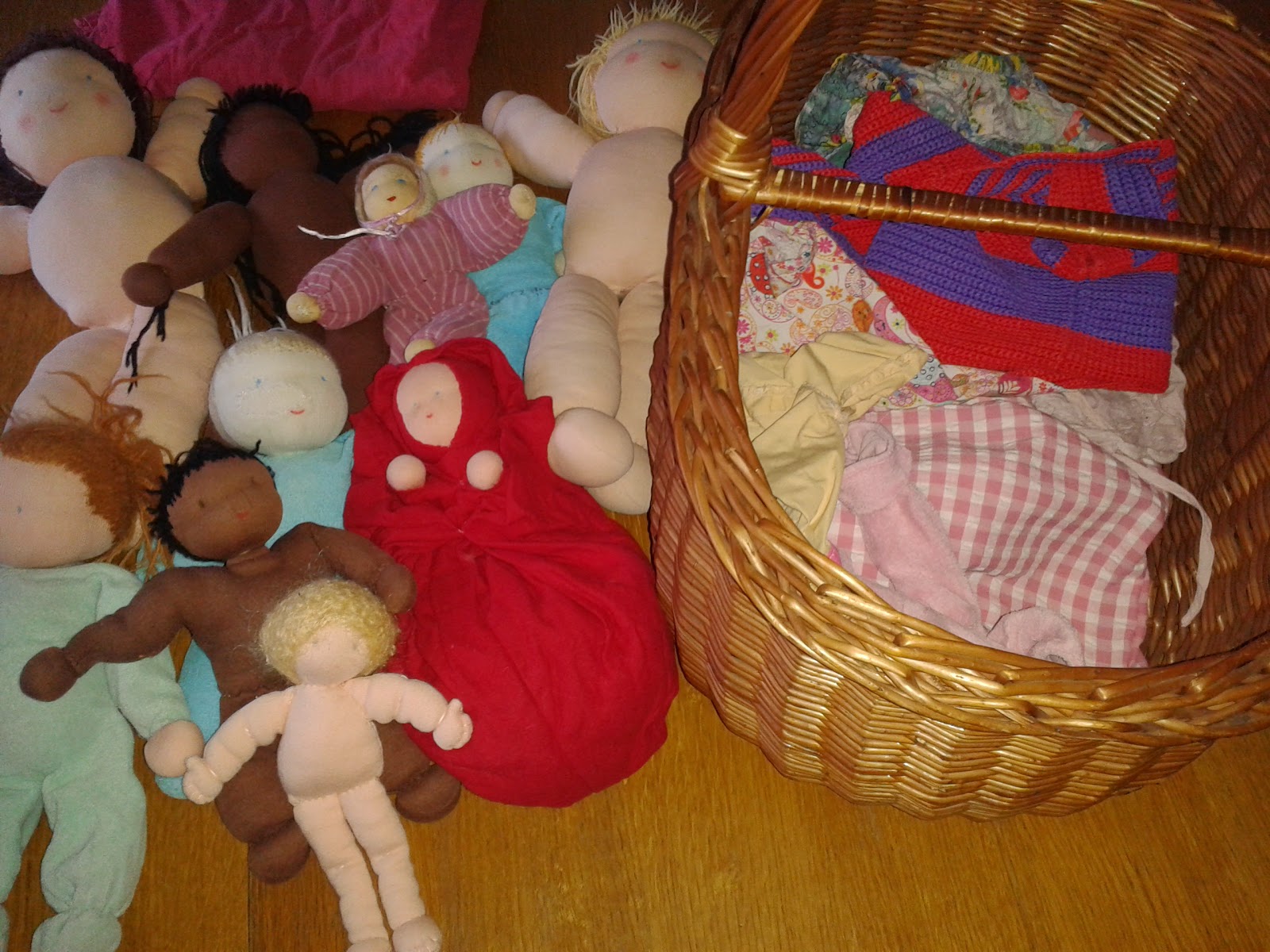 Creative Joy Design: Poppen bij de poppendokter..en cursusavonden ...