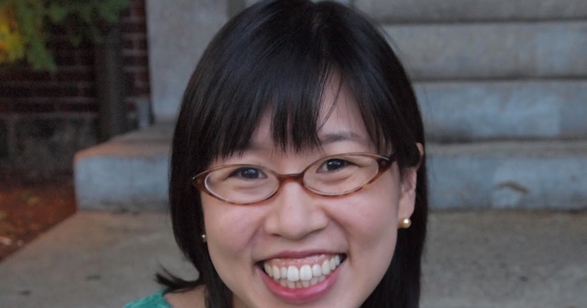 Abby the Librarian: Welcome Back, Grace Lin!