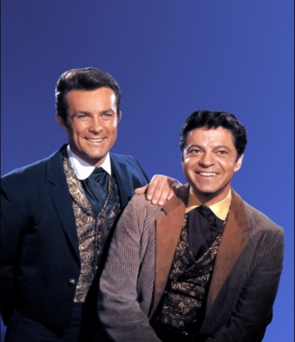 LE PLEIN DE SUPER: ROSS MARTIN 1920-1981