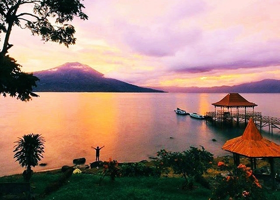 Danau Ranau Destinasi Wisata dengan View Mempesona di Lampung Barat ...