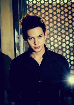 Biodata Artis: Profil Artis Ferly Putra