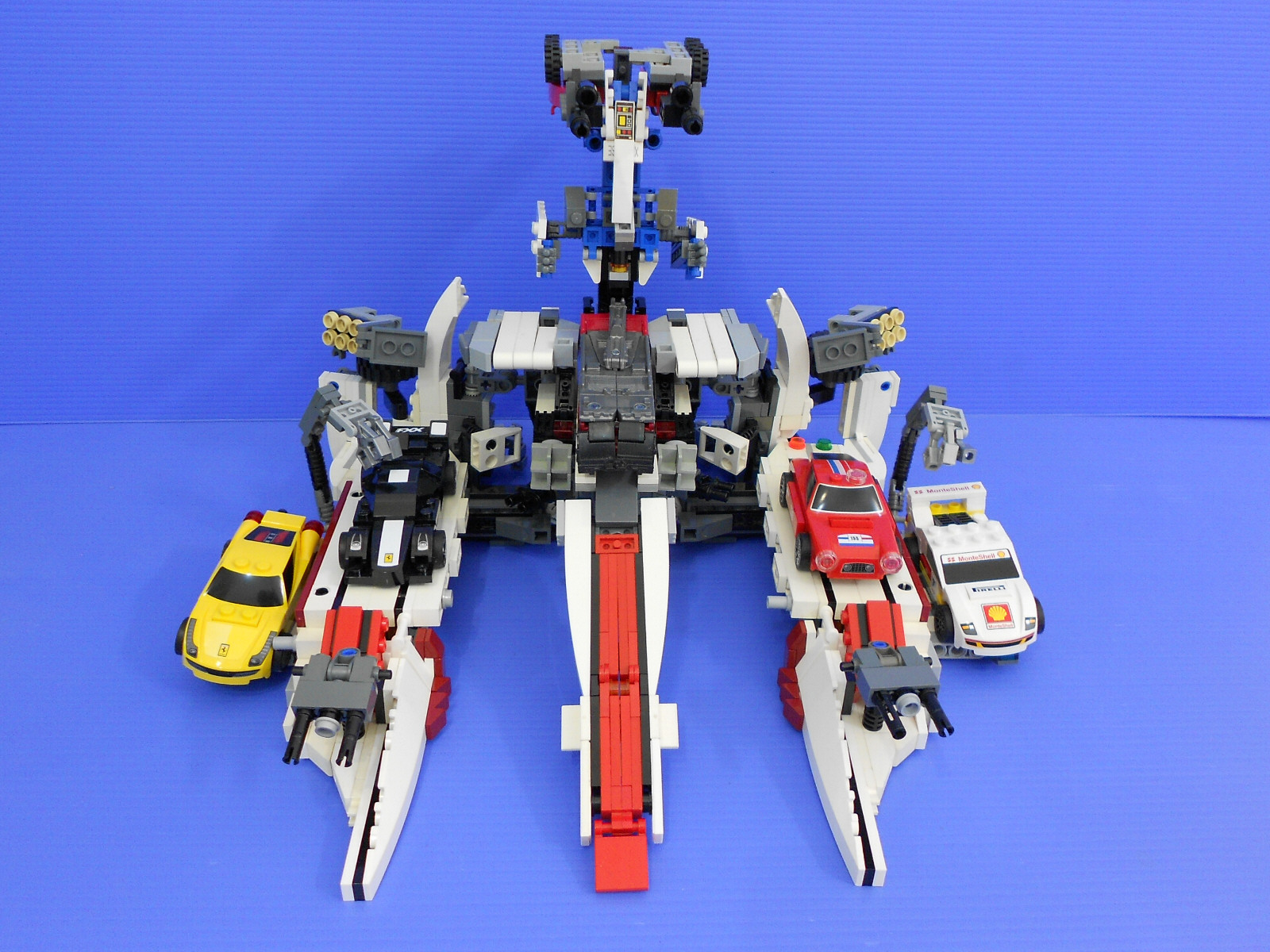Alanyuppie's LEGO Transformers: LEGO Alphaplex (Neo Metroplex) Triple ...