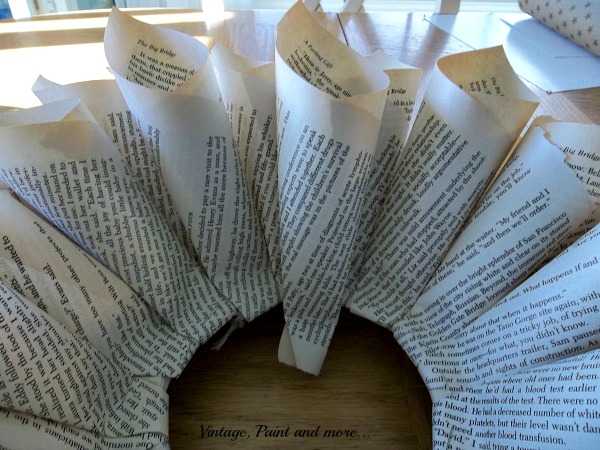 Book Page Wreath Tutorial | Vintage, Paint and more...