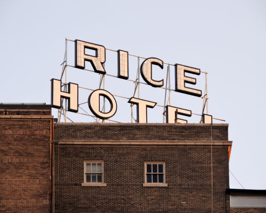Houston in Pics: Historic Rice Hotel (1913), now Post Rice Lofts (photo