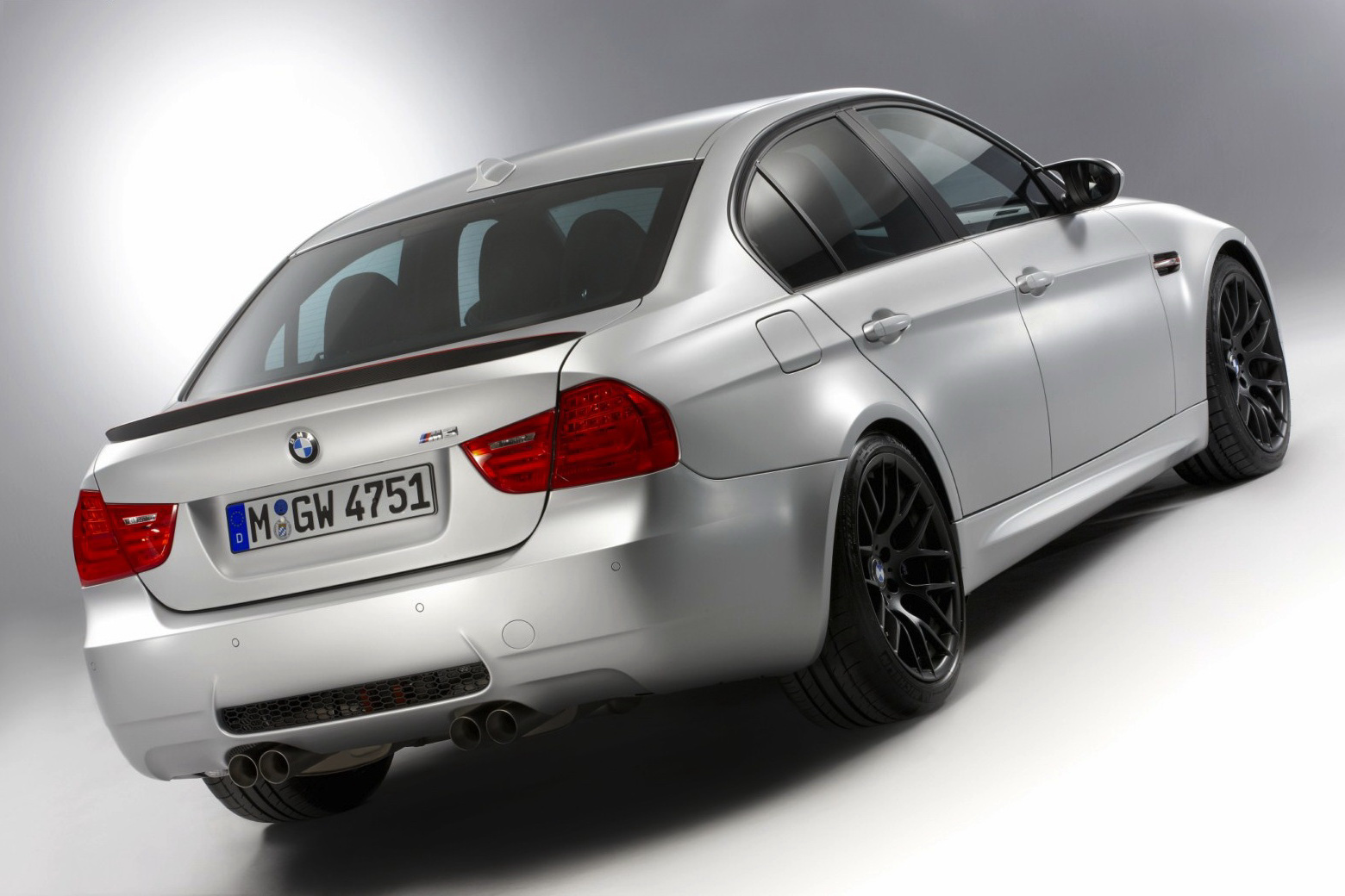 BMW apresenta M3 Carbon Racing Technology