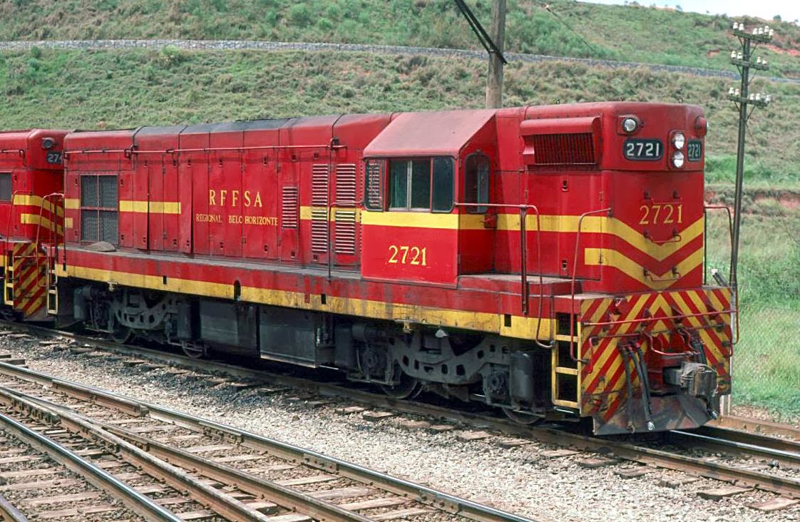 UMA VIAGEM PELOS TRILHOS DA CENTRO OESTE: Locomotiva GM-G12 da RFFSA ...