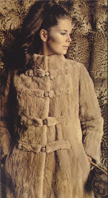 SHADOWS OF THE NIGHT: July 2011