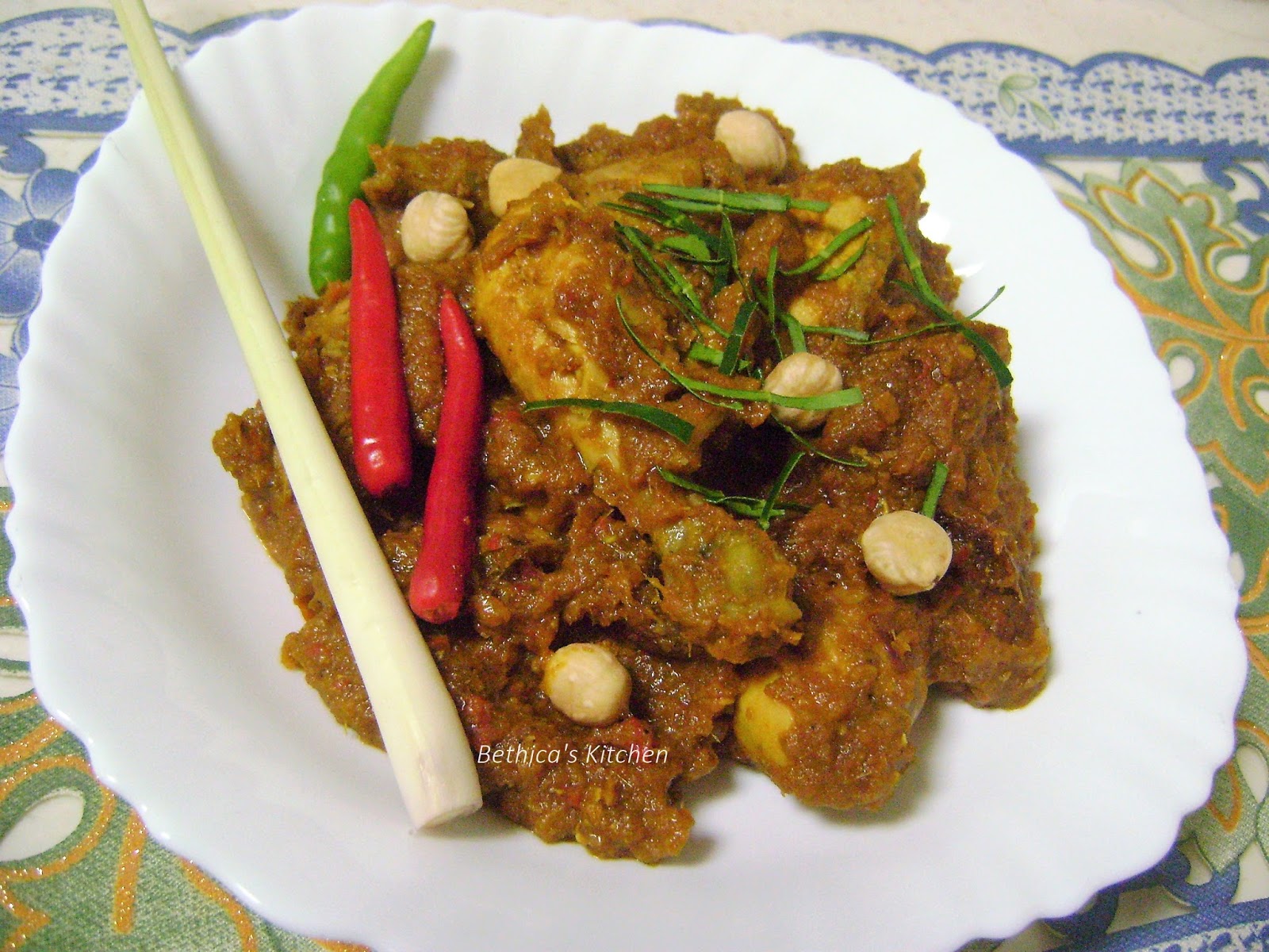 Bethica's Kitchen Flavours: Chicken Rendang (Chicken Curry - Malaysian ...