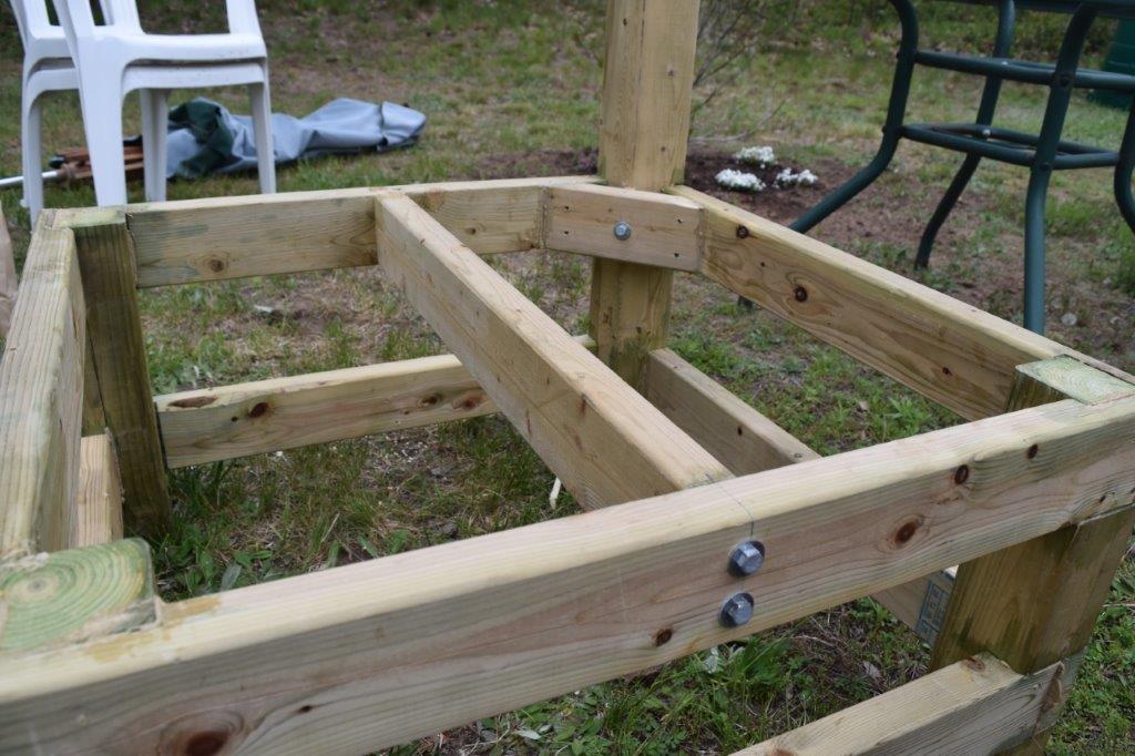 The Valley Woodworker: Barrel stand completed