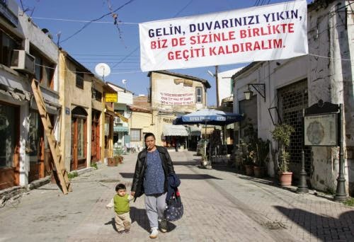 ΡΕ, ΔΕΝ ΑΛΛΑΖΟΥΝ!!! ΚΛΕΒΟΥΝ ΚΑΙ ΗΛΕΚΤΡΙΚΟ ΡΕΥΜΑ ΟΙ ΚΑΤΣΑΠΛΙΑΔΕΣ ΟΙ ...
