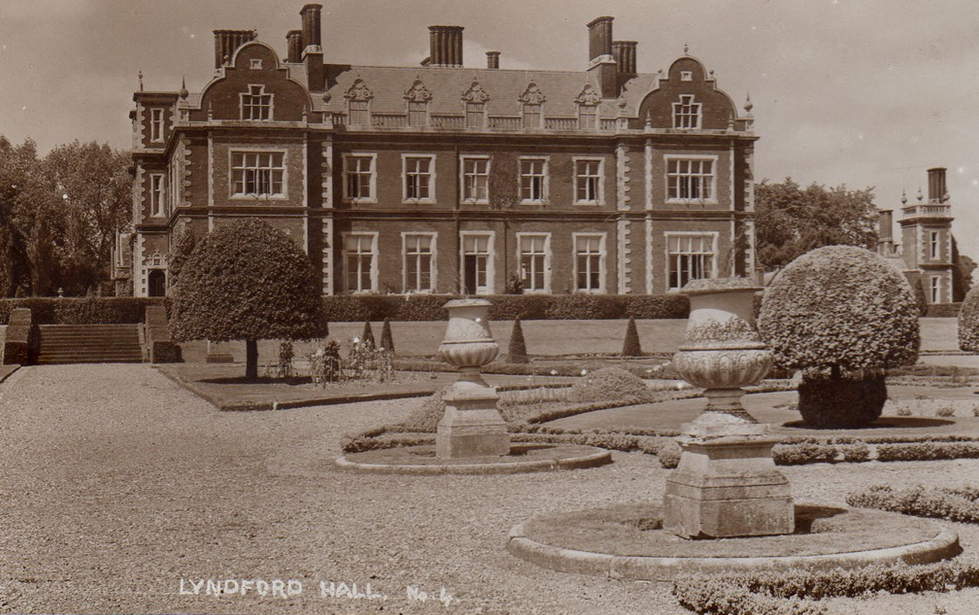 James Neale Photography: Times Gone by of a Norfolk Wedding Hotspot ...