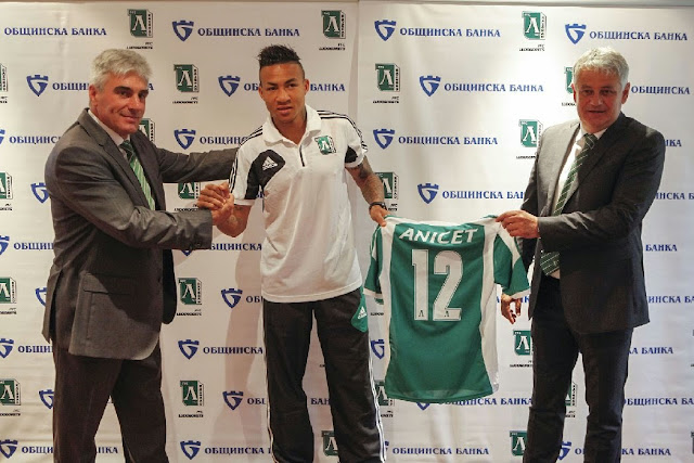 Abel Anicet : sur le champ de bataille de la mafia bulgare - Foot Gasy