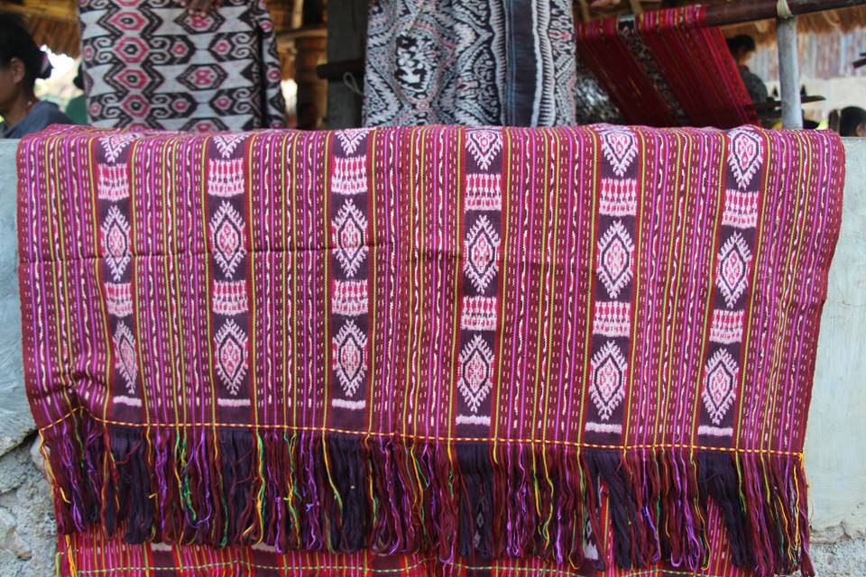 "FLOBAMORATA" The Souls Of East Nusa Tenggara Province: Pesona Tenun ...