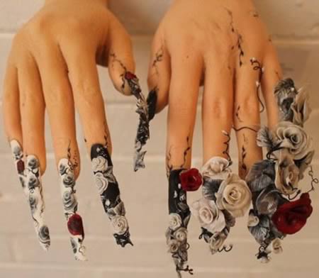 ...fashionITEKTURE...: INCREDIBLE, WEIRD AND OUTRAGEOUS NAIL ART!!!