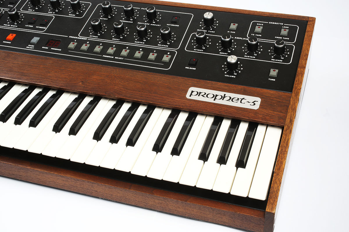 MATRIXSYNTH: Sequential Circuits Prophet-5 Analogue Synthesizer Rev 3.3 ...