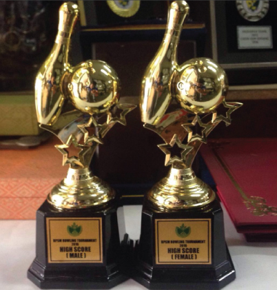 ABWSOUVENIRS: Trophy Award
