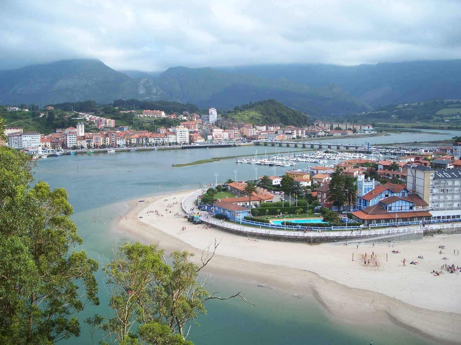 Tourispagne: Ribadesella