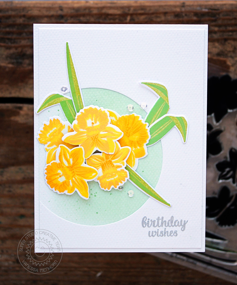 Sunny Studio: Daffodil Dreams Birthday Card with Vanessa