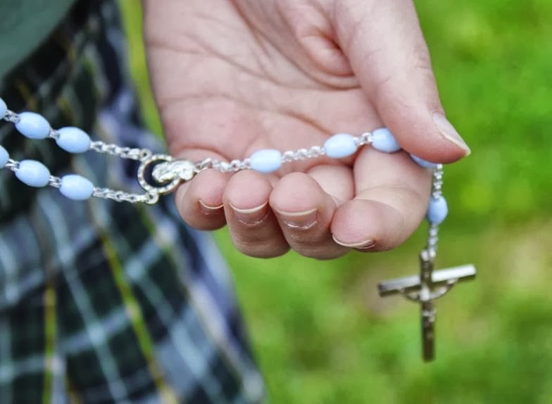 The Catholic Classroom: Rosary from Living Rosary Celebration