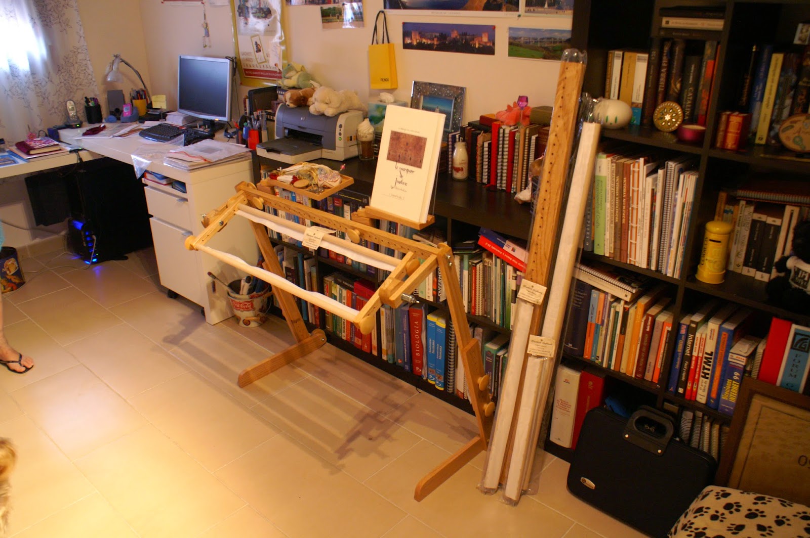 Mi mundo en punto de cruz: Ya llego mi MARK 2 Floor Stand