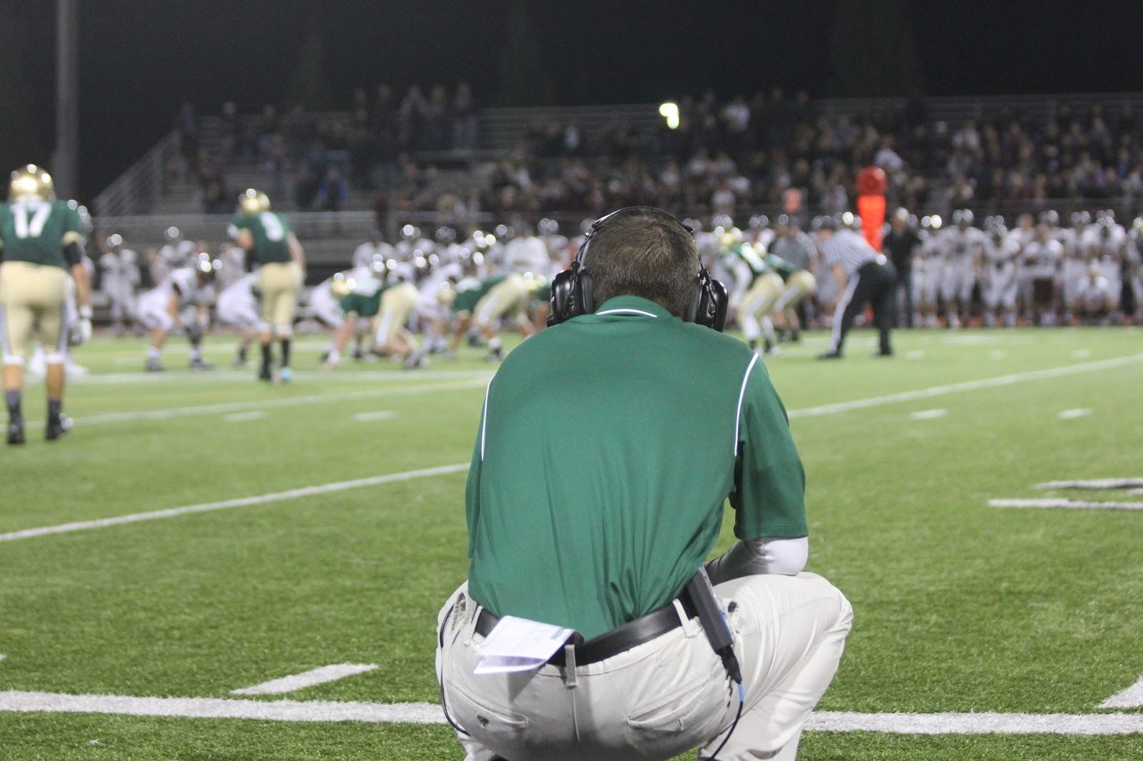 Redmond High School Sports Soup: Mustangs Hold off Islanders, Win it 28-20