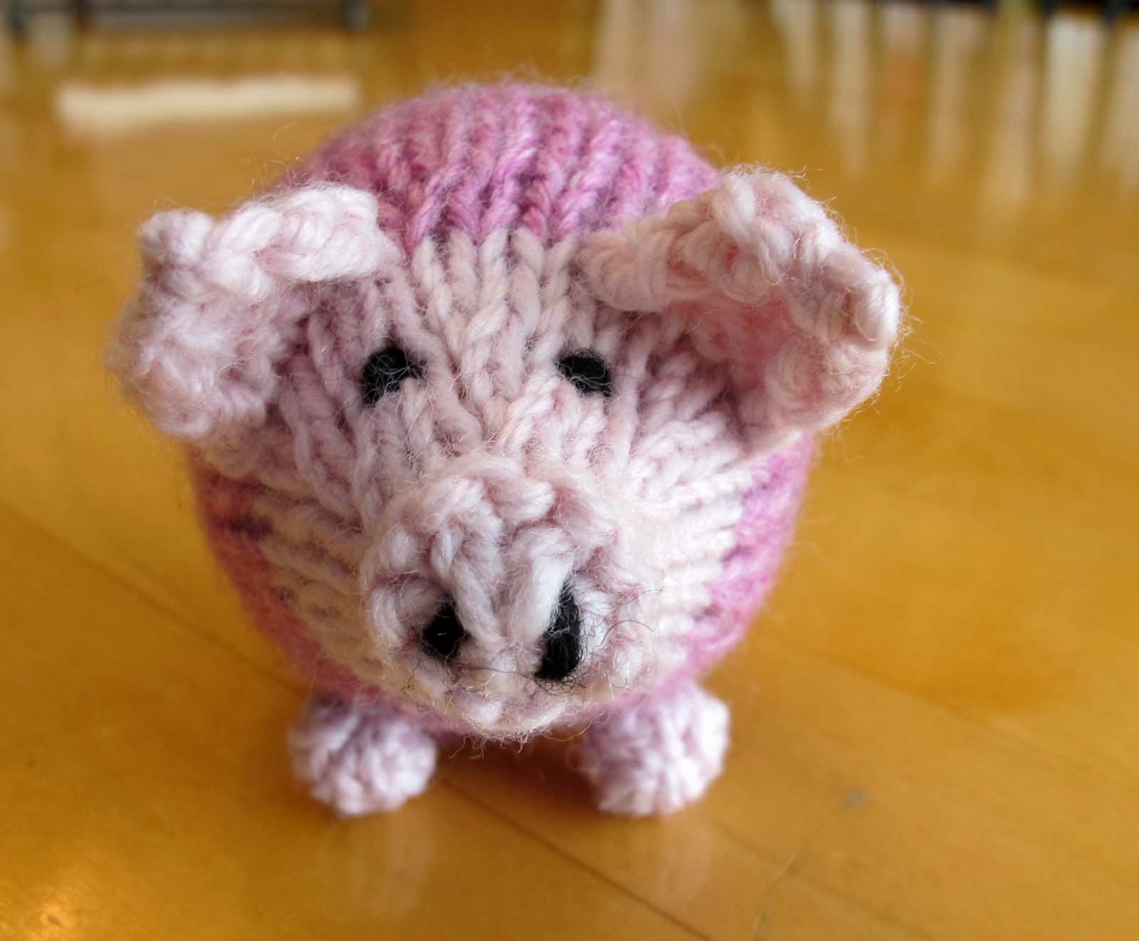 T. Matthews Fine Art: A Wee Little Knit Pig