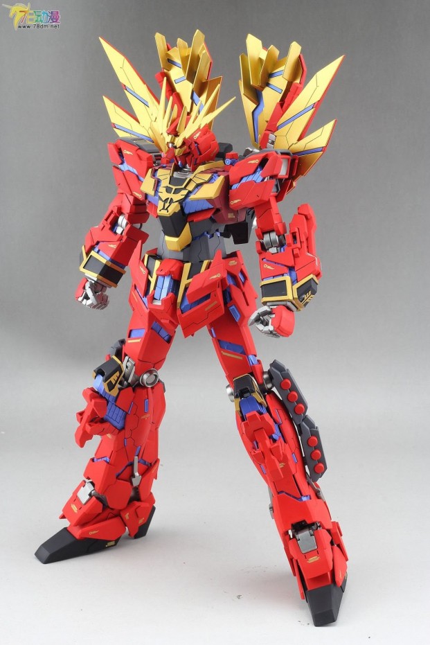 Custom Build: 1/100 Full Armor Banshee "Sleeves ver."