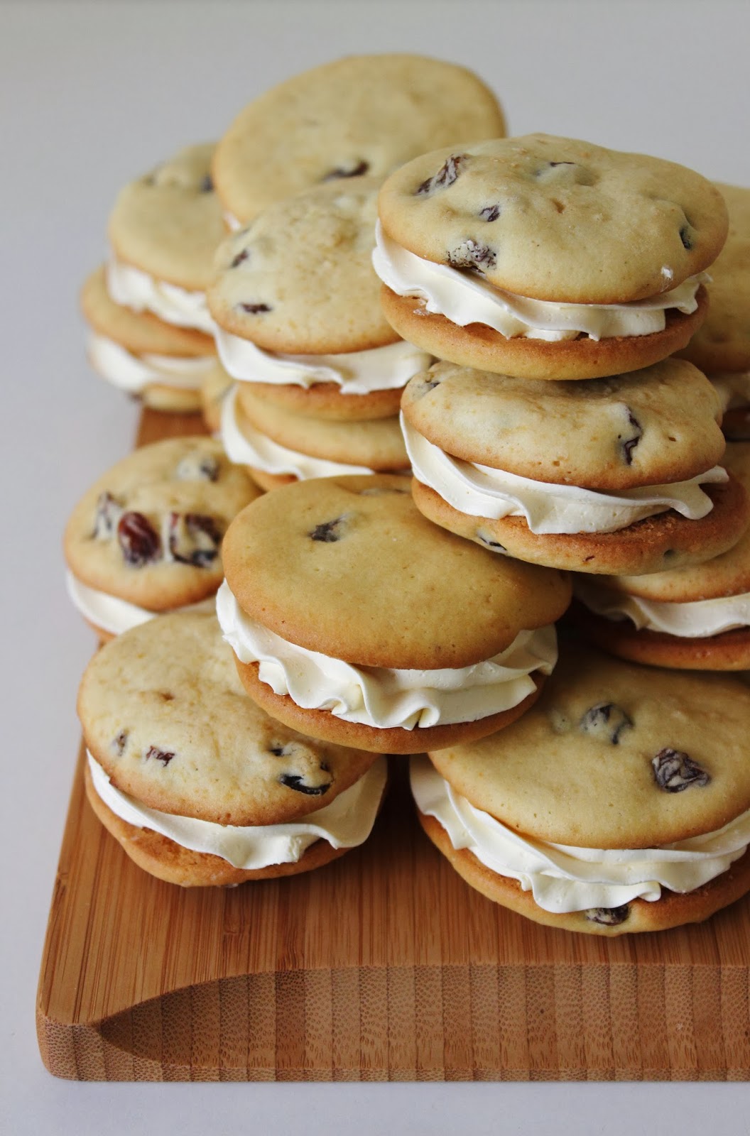 Rum-rozijnen whoopies