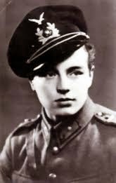 Airplanes in the skies + FAF history: Victories with the Fiat G.50