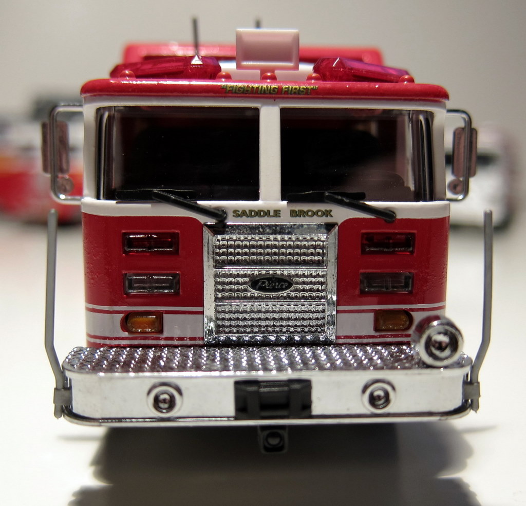 My Code 3 Diecast Fire Truck Collection: Pierce Lance Saddlebrook Heavy ...