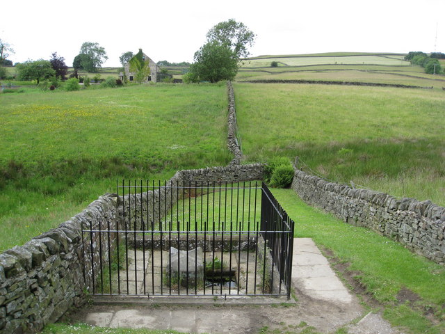 Eyam Plague Village, Derbyshire: Eyam - Mompesson's Well