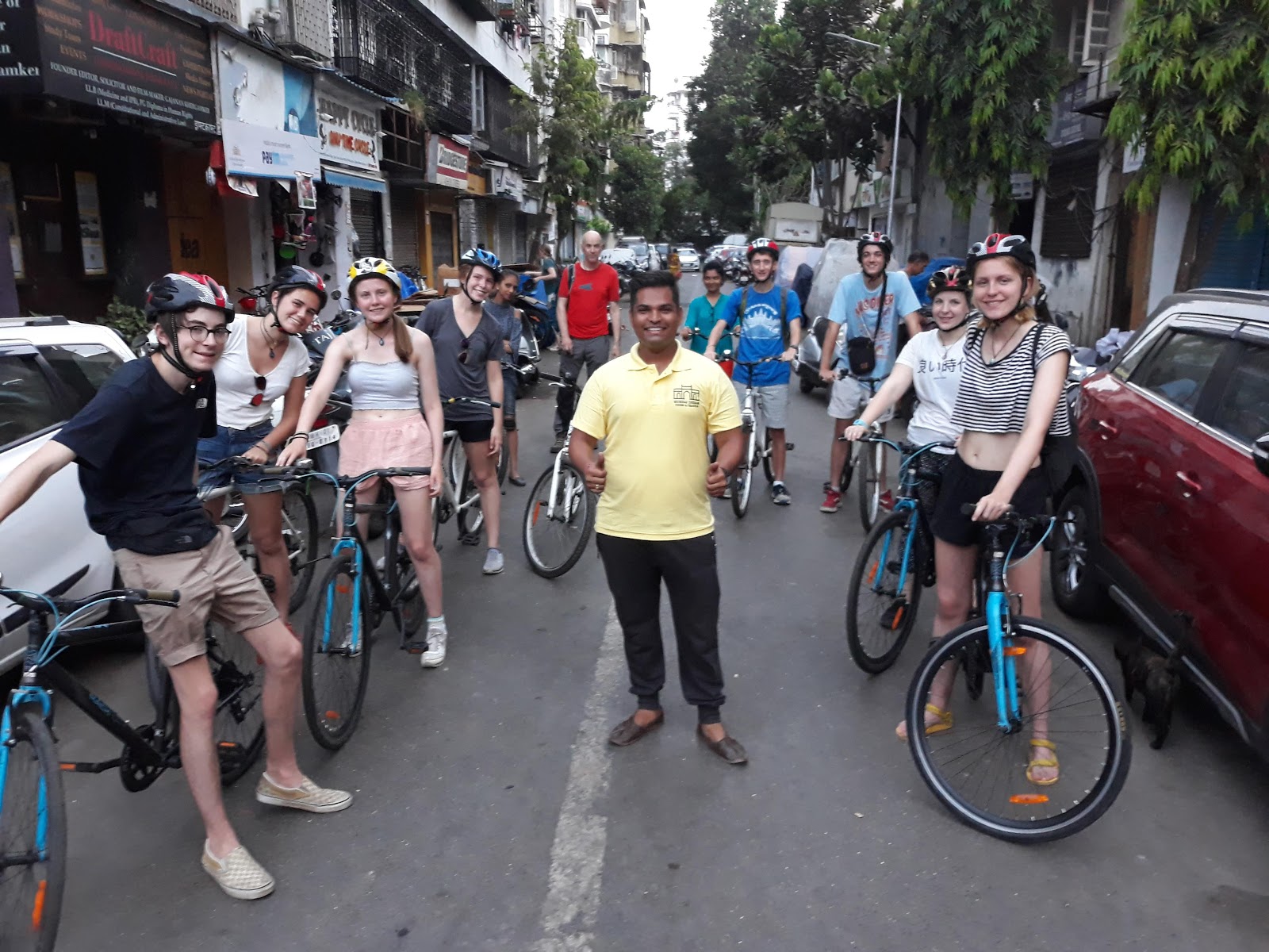 Mumbai Bicycle Tour | Mumbai sightseeing on two wheels
